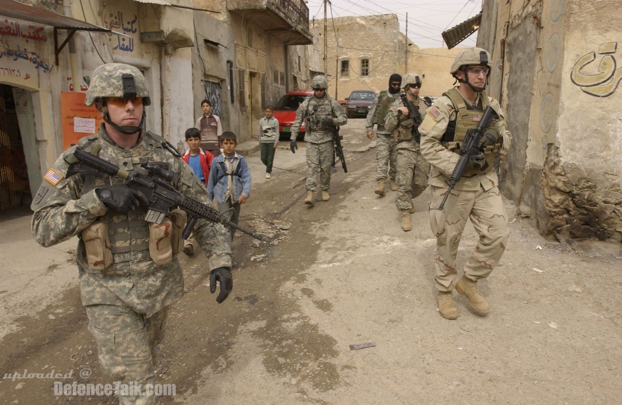 Soldiers from the U.S. Army - Operation Iraqi Freedom | DefenceTalk Forum
