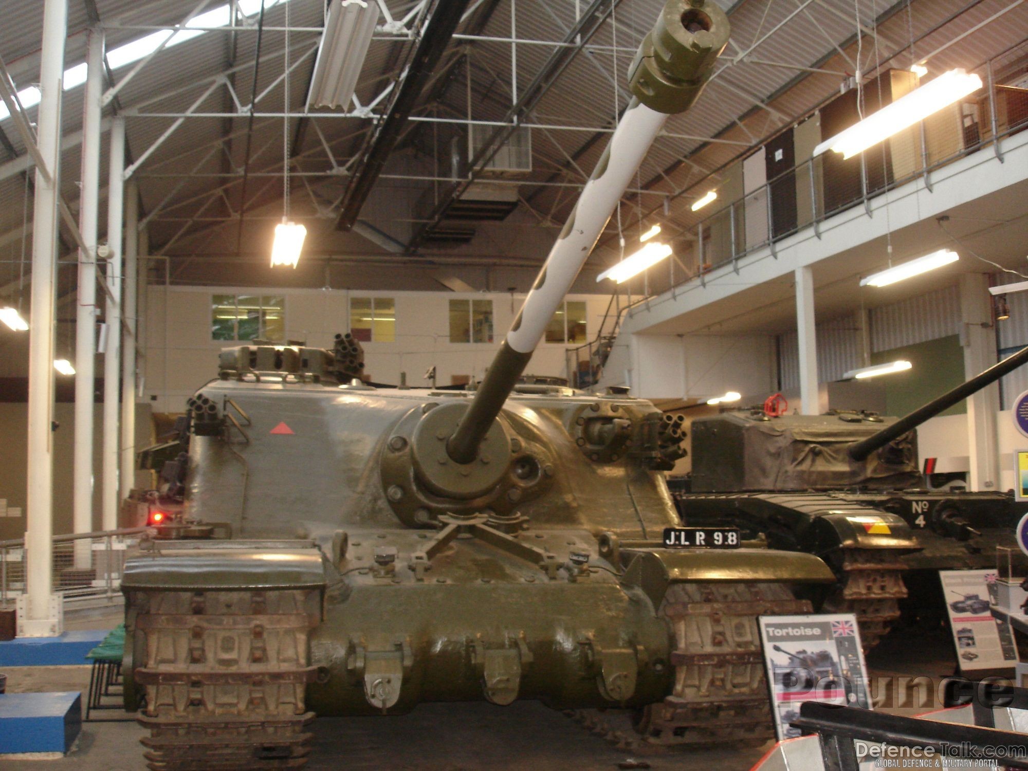 Tortoise heavy assault tank | DefenceTalk Forum