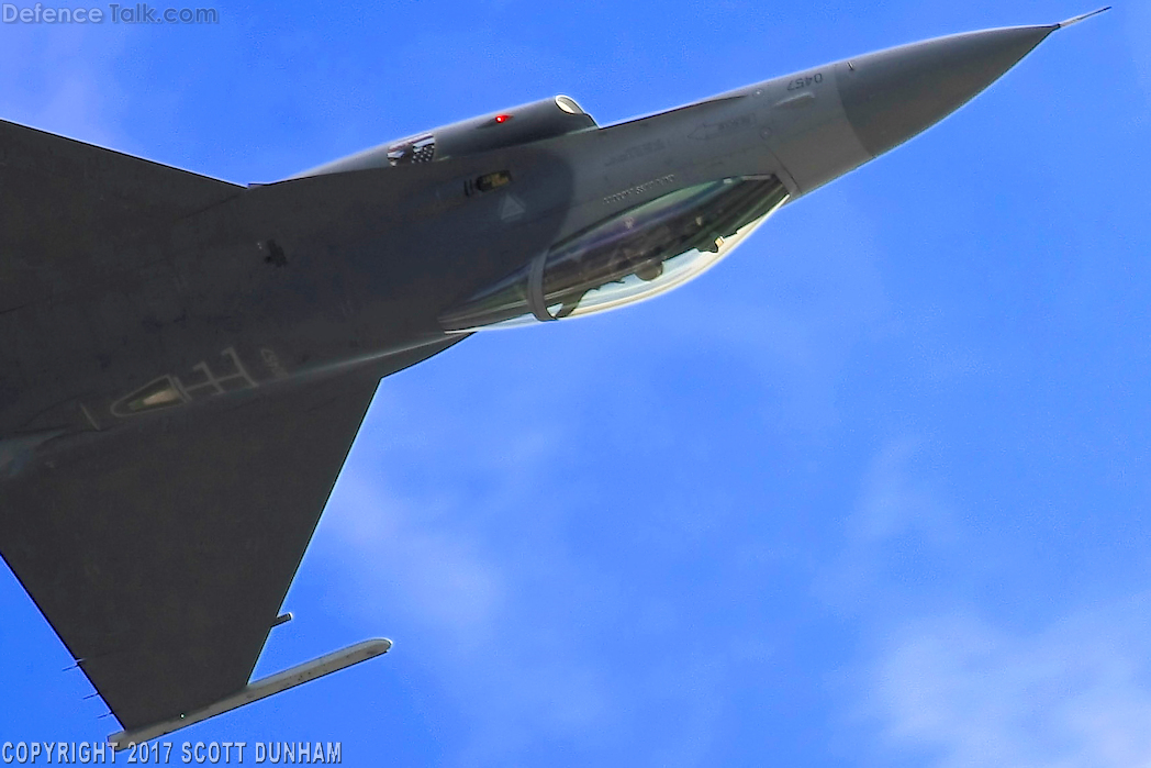 USAF F-16 Viper Fighter Aircraft | DefenceTalk Forum