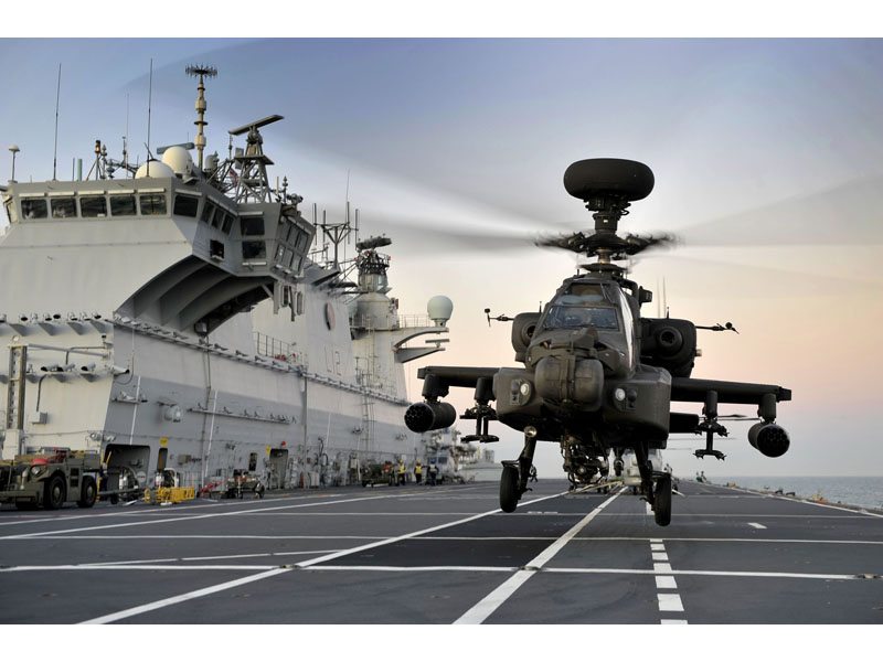 HMS Ocean Hosts Army’s Apache Helicopters | Army & Land Forces News at ...
