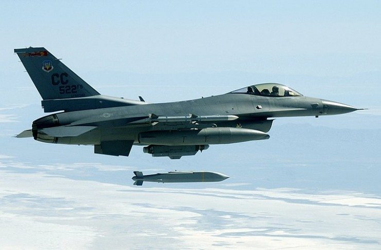 Raytheon Conducts Free-Flight Demonstration Of JSOW-C From F-16IN ...