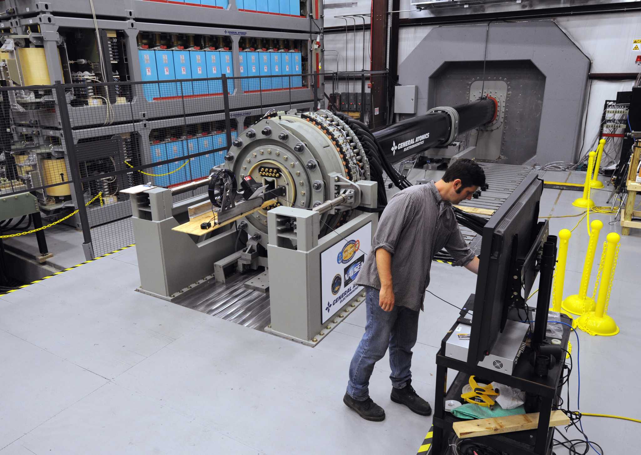 Railgun Pictures | at DefenceTalk