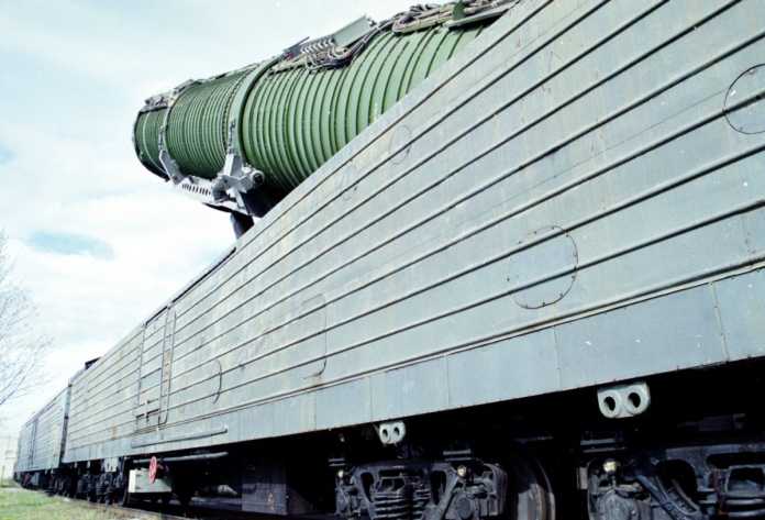 Why Russia's Reviving Its Nuke Trains | DefenceTalk