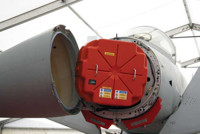 Flight Trials of E-SCAN Radar Begin On Eurofighter Typhoon Jet ...