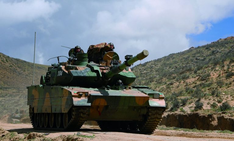 China's Type 15 Tank Runs Extreme Challenge, Shows High Accuracy ...