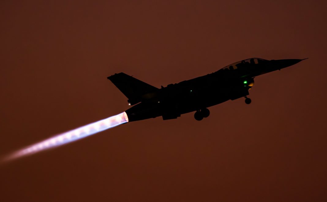 Rheinmetall Delivers MANTIS Air Defence System to the German Air Force ...