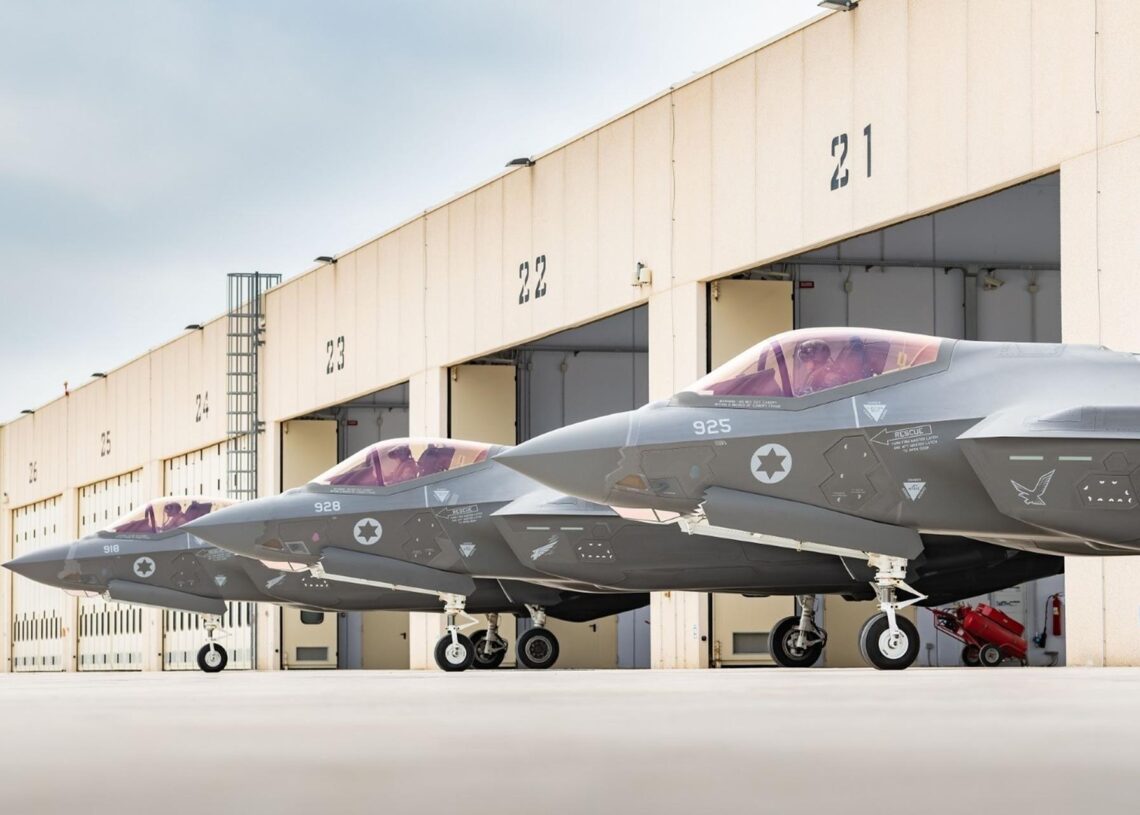 Rheinmetall Delivers MANTIS Air Defence System to the German Air Force ...